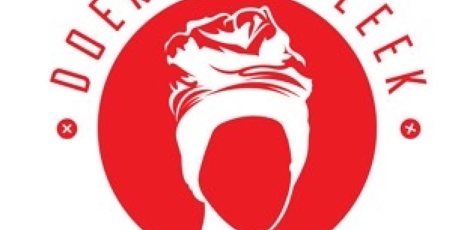 Doek On Fleek All White with Denim + Shades Picnic - NELSPRUIT ...